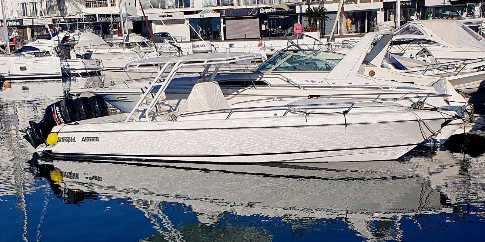 Intrepid 323 Cuddy – Banus Yachts